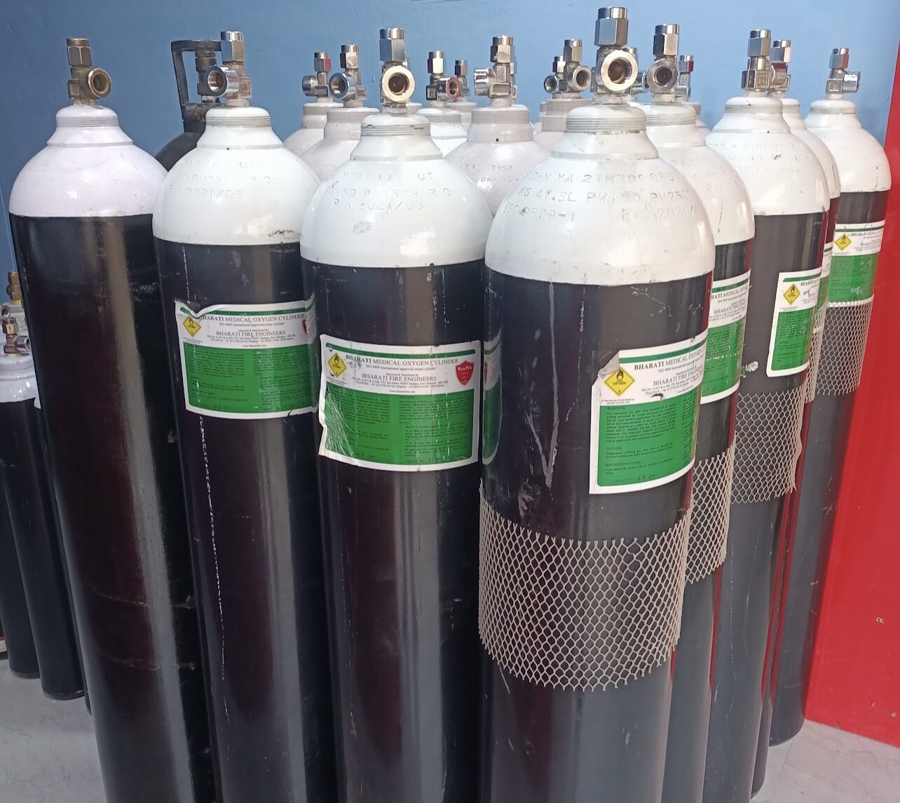 What is Oxygen Cylinder? How does it work? Learn everything.